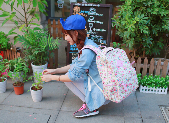 Sweet Floral Print Backpack Backpack For Girls on Luulla